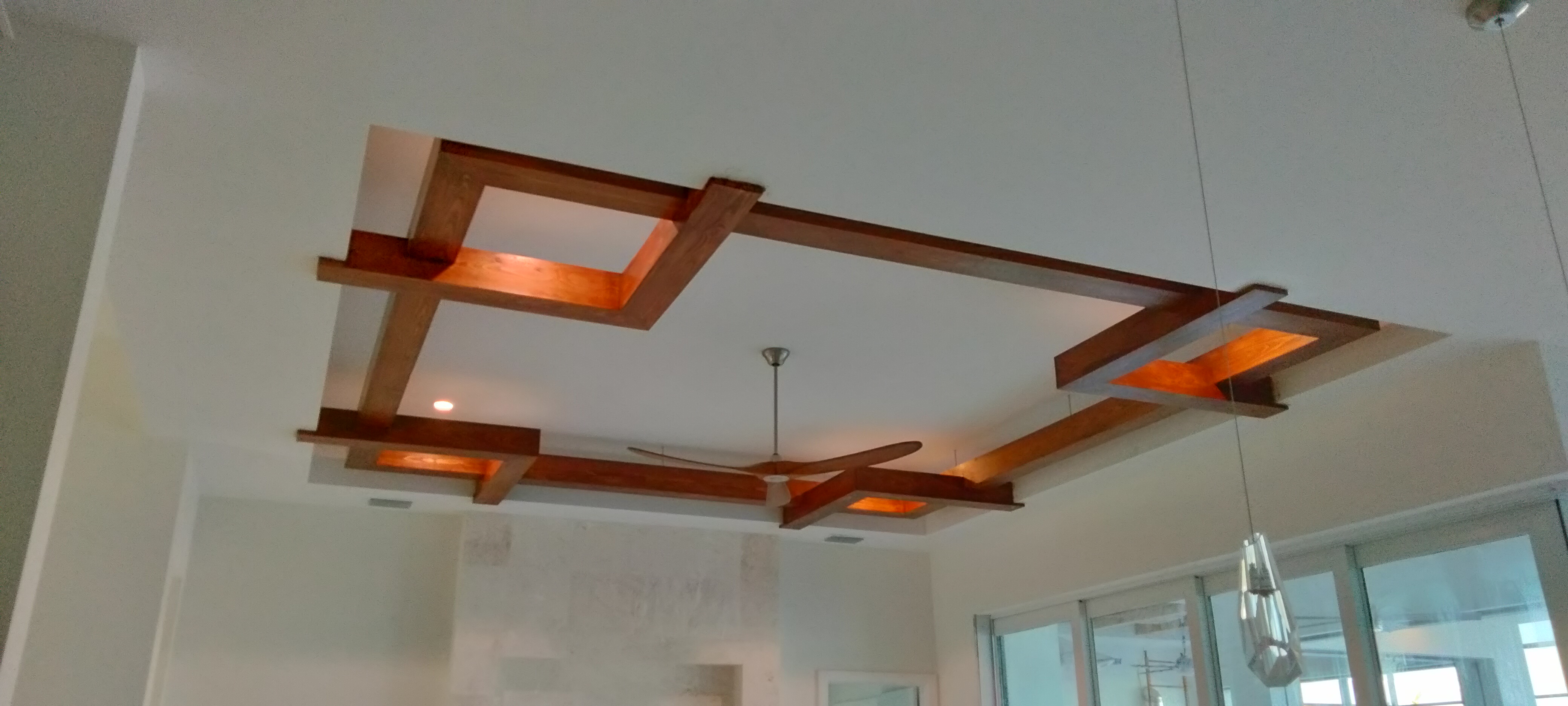 Finish Carpentry de Precisión en Cape Coral, FL | Woodify LLC